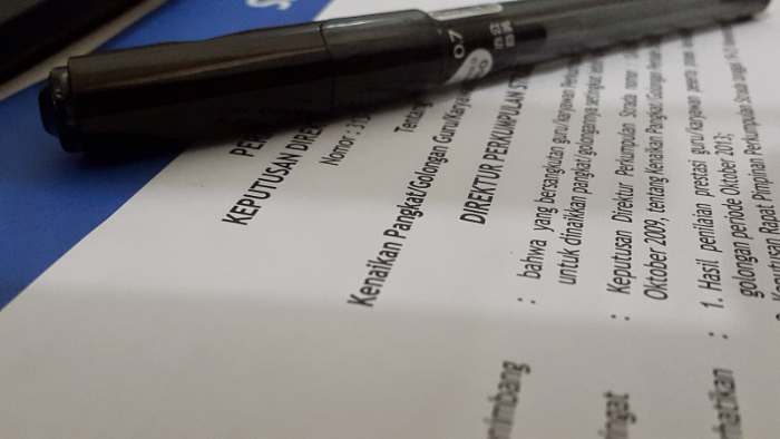 Contoh Surat Keputusan SK Karyawan, Direksi, Hukum, dll - Fakta.id