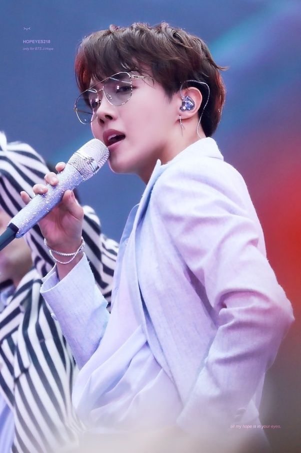 Warna Mic BTS yang Variatif, Mulai dari Kim Namjoon hingga Jeon ...